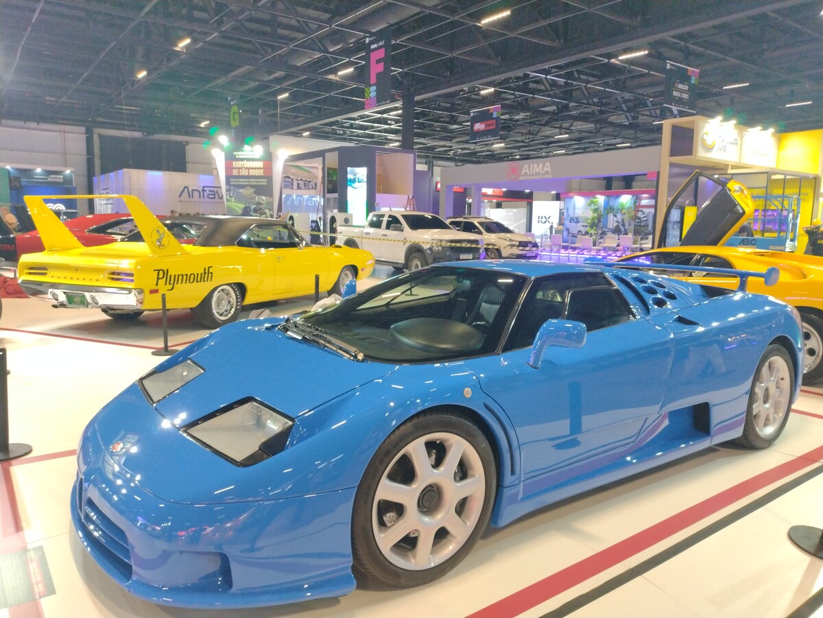 Único Bugatti EB 110 GT do Brasil é atração no 31º Salão Internacional ...
